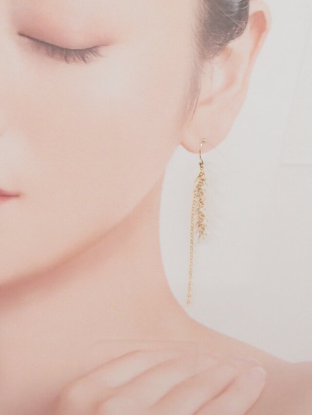 涼風Ⅰ（ピアス／イヤリング | iichi 日々の暮らしを心地よくするハンドメイドやアンティークのマーケットプレイス