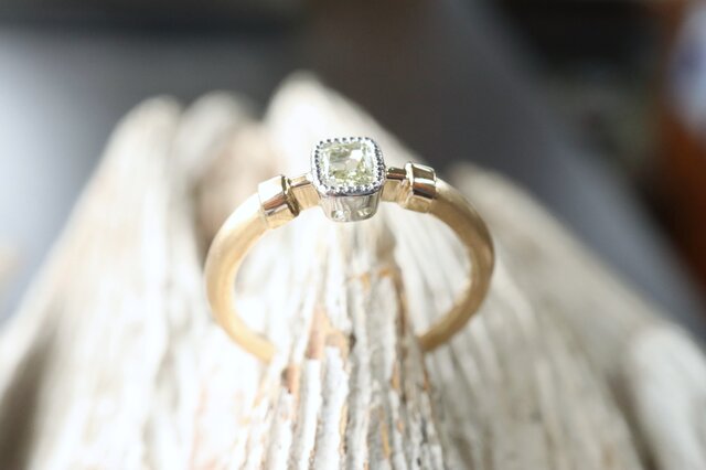 イエローダイヤモンド指輪 | iichi 日々の暮らしを心地よくするハンドメイドやアンティークのマーケットプレイス