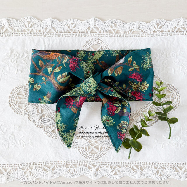 ナチュラル 森の中の物語 小鳥 木々 深緑 綿 夏 保冷剤 冬 カイロ ネッククーラー スカーフ | iichi 日々の暮らしを心地よくするハンドメイドやアンティークのマーケットプレイス