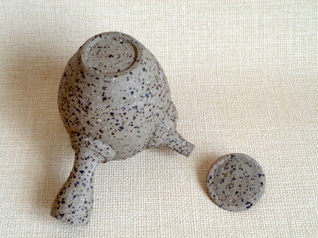 注器（1-a） | iichi 日々の暮らしを心地よくするハンドメイドやアンティークのマーケットプレイス