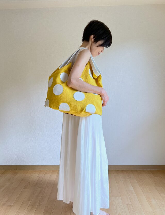 でかくたBag レザードットパッチ イエロー | iichi 日々の暮らしを心地よくするハンドメイドやアンティークのマーケットプレイス