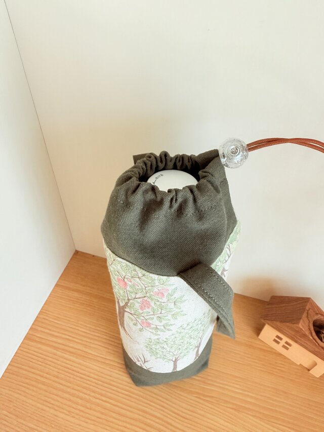 ペットボトルケース*保温保冷（ツリー） | iichi 日々の暮らしを心地よくするハンドメイドやアンティークのマーケットプレイス