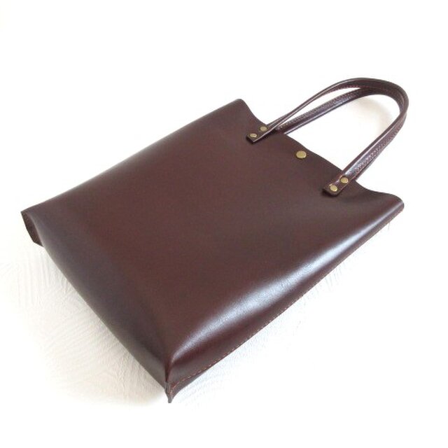 《牛革》A4対応・ワンレザータイプ♪タンニン・スムースレザー・タテ型トート・0423 | iichi 日々の暮らしを心地よくするハンドメイドやアンティークのマーケットプレイス