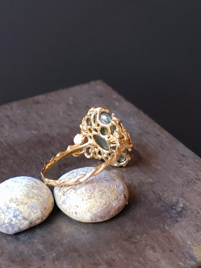 深いみどりのリング SV.k22GP | iichi 日々の暮らしを心地よくするハンドメイドやアンティークのマーケットプレイス