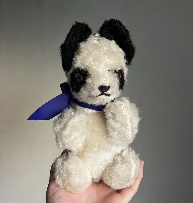 フランス アンティーク ハスキー犬みたいなパンダ | iichi 日々の暮らしを心地よくするハンドメイドやアンティークのマーケットプレイス