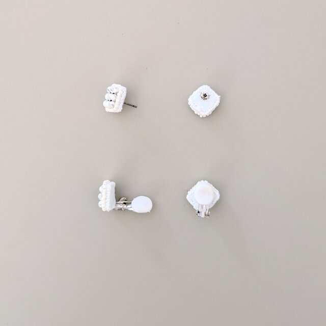 monolog 蕾ピアス&イヤリング B(ハウライト) | iichi 日々の暮らしを心地よくするハンドメイドやアンティークのマーケットプレイス