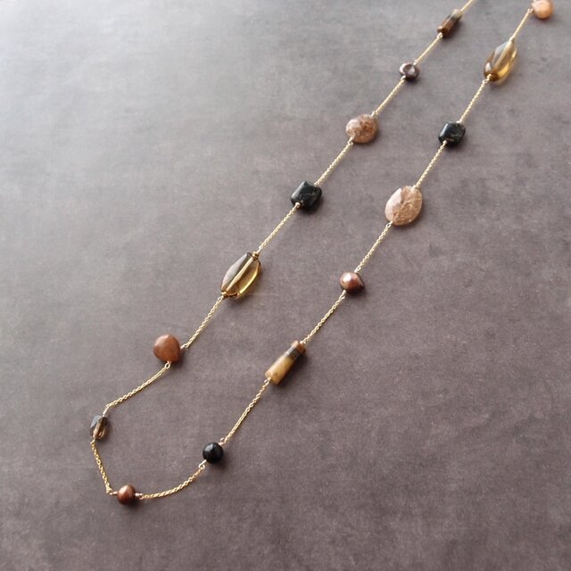 K14gf × Brown／2way Necklace グラスコード ネックレス兼用（眼鏡ホルダー） | iichi 日々の暮らしを心地よくするハンドメイドやアンティークのマーケットプレイス