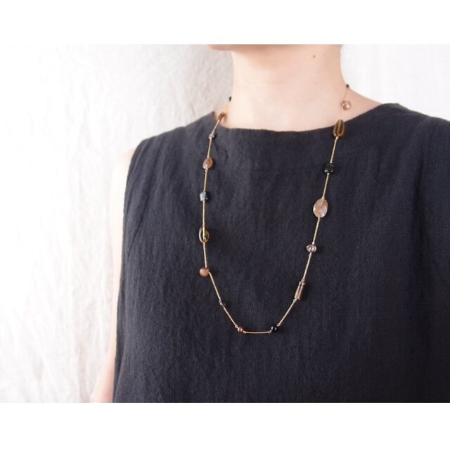 K14gf × Brown／2way Necklace グラスコード ネックレス兼用（眼鏡ホルダー） | iichi 日々の暮らしを心地よくするハンドメイドやアンティークのマーケットプレイス