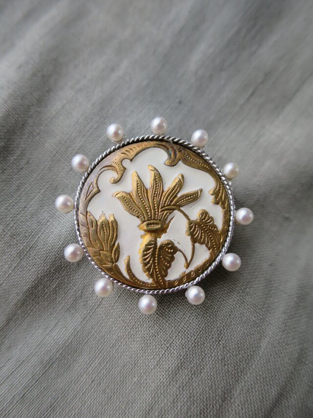 SV Antique Button Brooch and Pendant | iichi 日々の暮らしを心地よくするハンドメイドやアンティークのマーケットプレイス