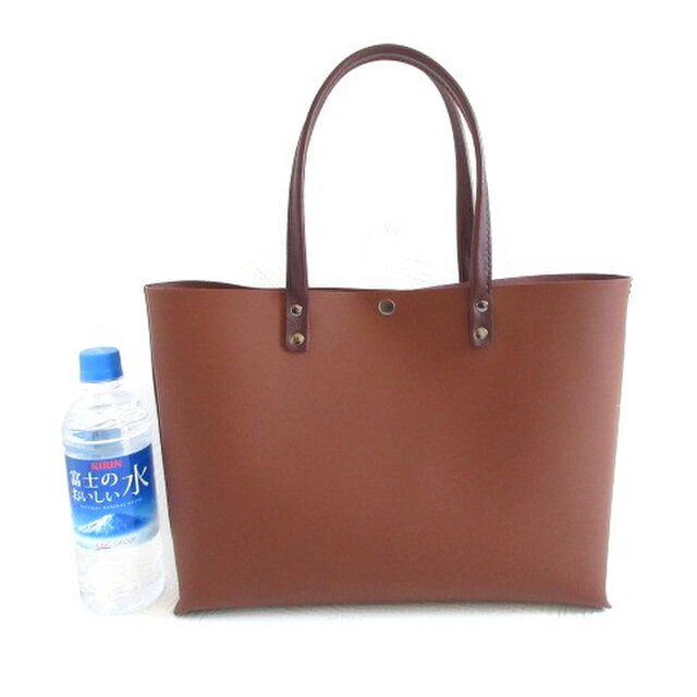 《牛革》A4対応・スムース・マットブラウン・ハンドソーイングトート・0410 | iichi 日々の暮らしを心地よくするハンドメイドやアンティークのマーケットプレイス