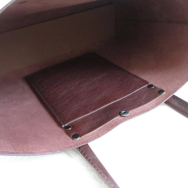 《牛革》A4対応・スムース・マットブラウン・ハンドソーイングトート・0410 | iichi 日々の暮らしを心地よくするハンドメイドやアンティークのマーケットプレイス