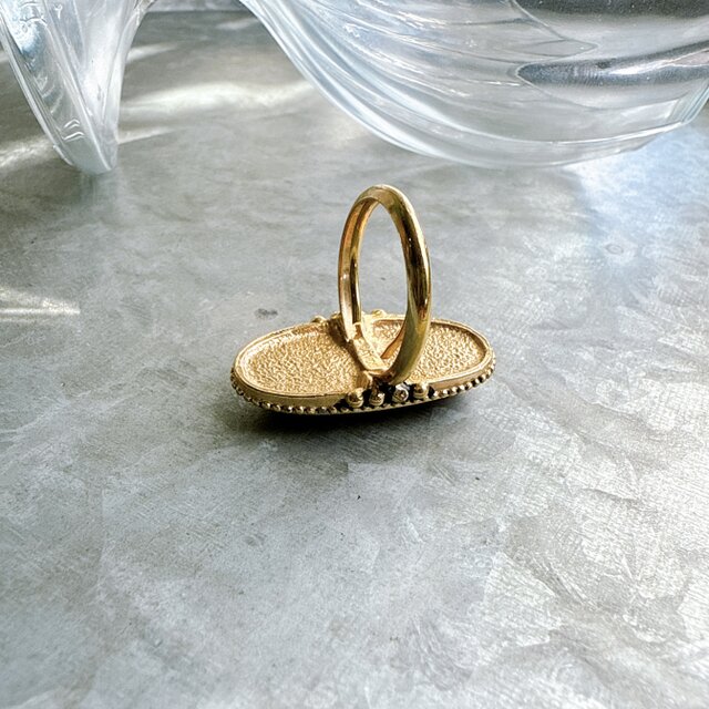 RA129-【 AVON 】エイボン・ヴィンテージリング 1978 "Shimmering Sands" | iichi 日々の暮らしを心地よくするハンドメイドやアンティークのマーケットプレイス