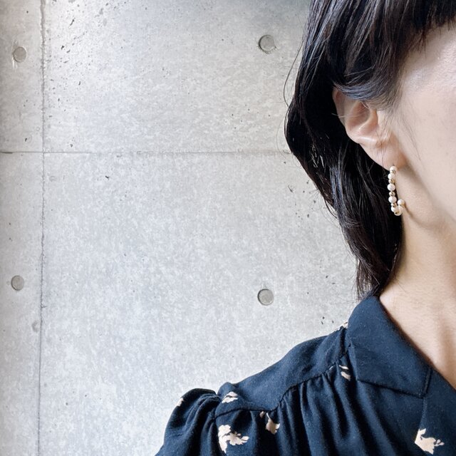 PA392-【 AVON 】エイボン・ヴィンテージピアス 1980s Faux Pearl Gold Beads | iichi 日々の暮らしを心地よくするハンドメイドやアンティークの ...