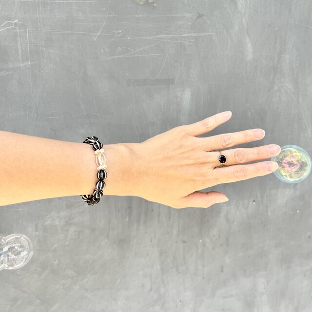 Watermelon-Black Silver アゲート／ブレスレット | iichi 日々の暮らしを心地よくするハンドメイドやアンティークのマーケットプレイス