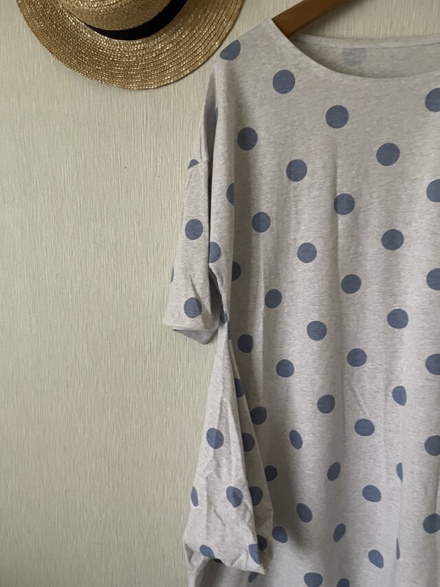 ドットバルーンワンピース オフ×青M～L | iichi 日々の暮らしを心地よくするハンドメイドやアンティークのマーケットプレイス