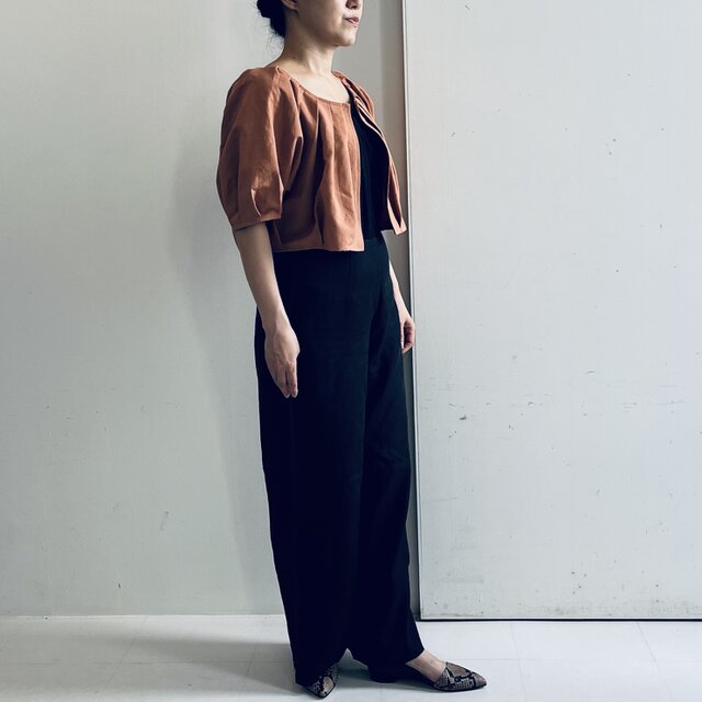 タックショートジャケット(テラコッタ) | iichi 日々の暮らしを心地よくするハンドメイドやアンティークのマーケットプレイス