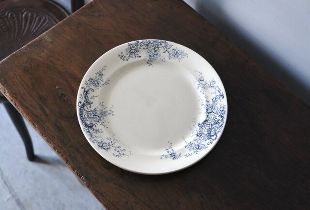 SALINS BIJOU サラン ロカイユ 大皿 平皿 φ27.8cm フランス アンティーク 0502307 | iichi 日々の暮らしを心地よくするハンドメイドやアンティークのマーケットプレイス