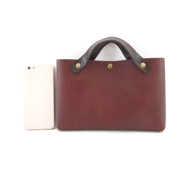 《牛革》便利で可愛い♪使って楽しい♪バッグインバッグ・ブラウン・025 | iichi 日々の暮らしを心地よくするハンドメイドやアンティークのマーケットプレイス