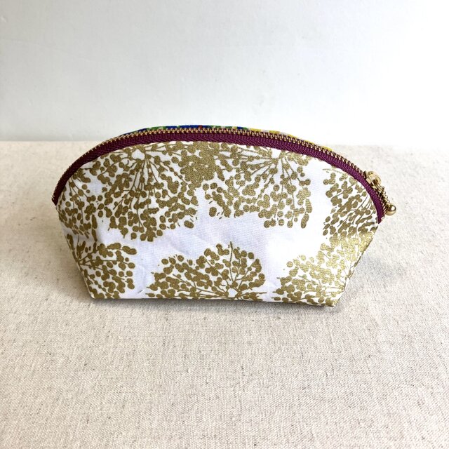 ラウンドファスナーポーチ カラフルな庭の花 | iichi 日々の暮らしを心地よくするハンドメイドやアンティークのマーケットプレイス