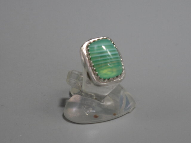 緑・四角・縞々 | iichi 日々の暮らしを心地よくするハンドメイドやアンティークのマーケットプレイス