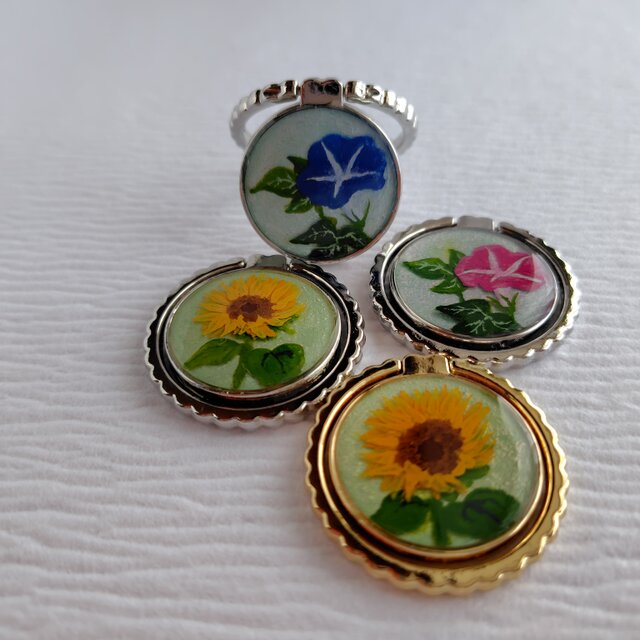 青い朝顔＊手描きレジンのスマホリング | iichi 日々の暮らしを心地よくするハンドメイドやアンティークのマーケットプレイス