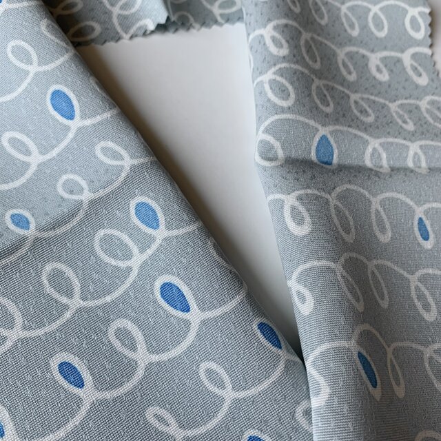 絹手染半衿（チャンチン・グレー／青） | iichi 日々の暮らしを心地よくするハンドメイドやアンティークのマーケットプレイス