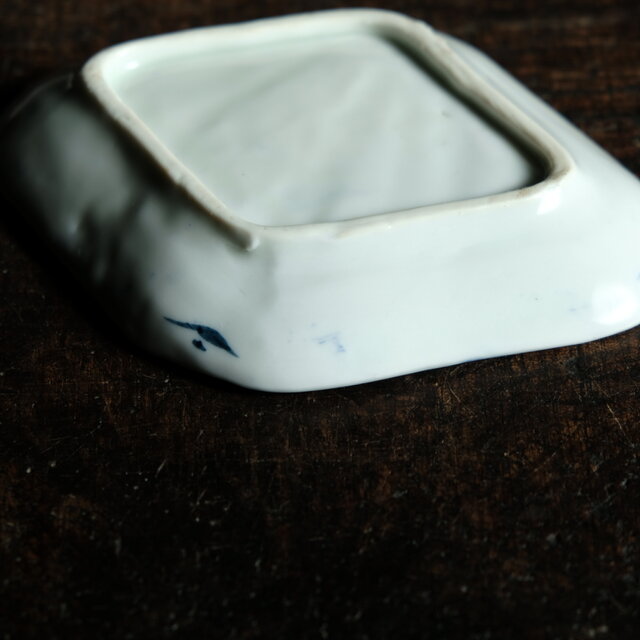 【サマー特価¥1000→¥500】お刺身を乗せたくなる 山水風景図 瀬戸焼 染付菱形皿 骨董・antique 大正〜昭和初期 | iichi 日々の暮らしを心地よくするハンドメイドや ...