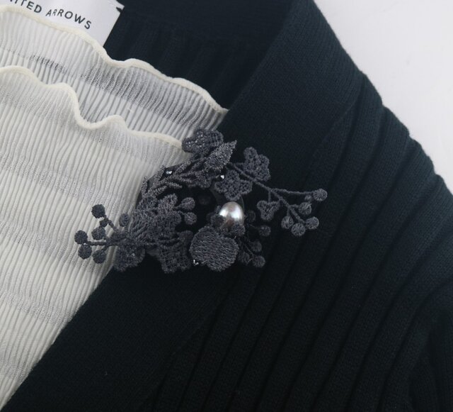 ドラマティックに刺繍 | iichi 日々の暮らしを心地よくするハンドメイドやアンティークのマーケットプレイス