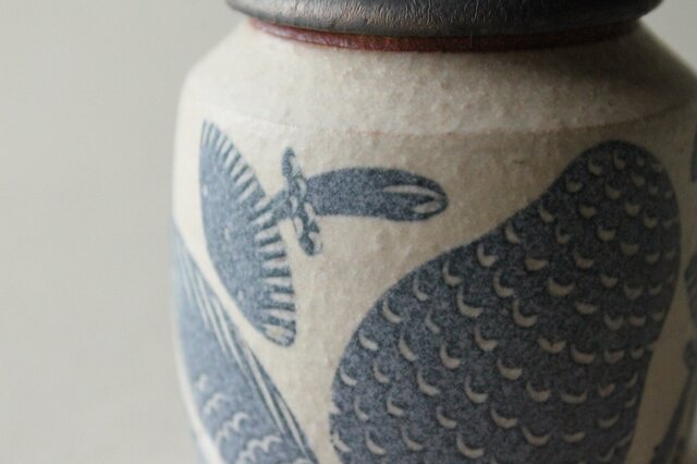 粉引蓋モノ きのこ柄 S 2 | iichi 日々の暮らしを心地よくするハンドメイドやアンティークのマーケットプレイス