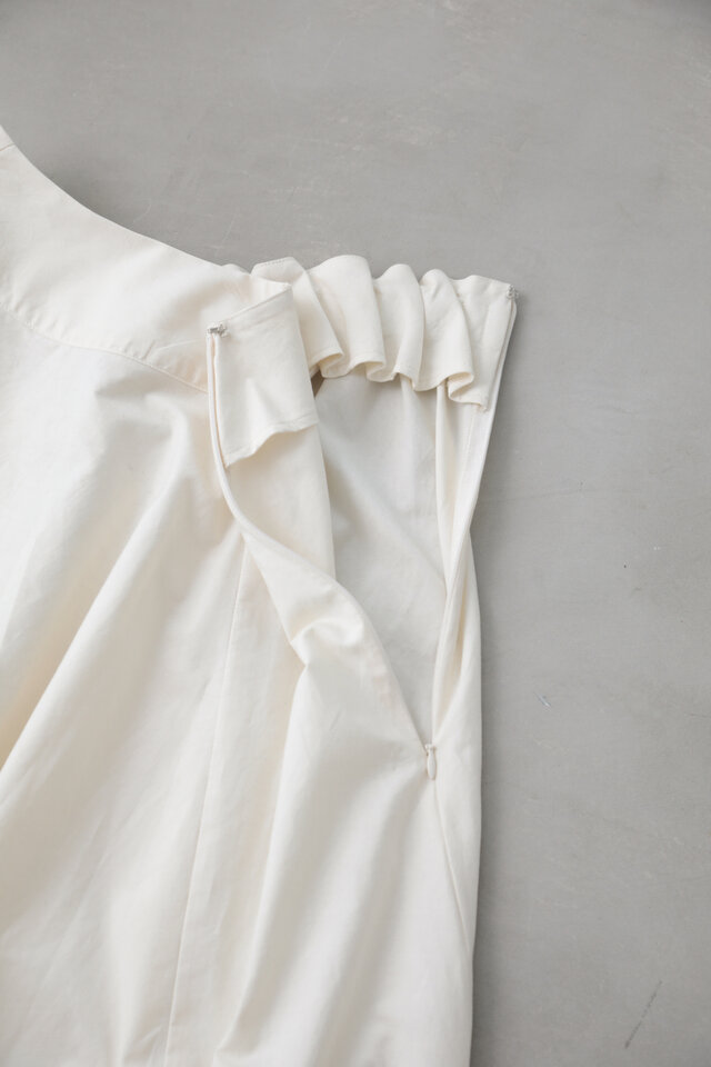 アウトレット 2way FAB skirt / off white | iichi 日々の暮らしを心地よくするハンドメイドやアンティークのマーケットプレイス