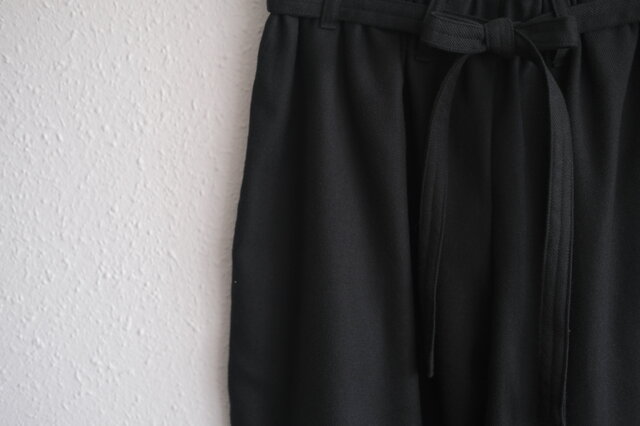 きるもの｜もんぺパンツ｜ウールコットン ブラック[unisex freesize] | iichi 日々の暮らしを心地よくするハンドメイドやアンティークのマーケットプレイス