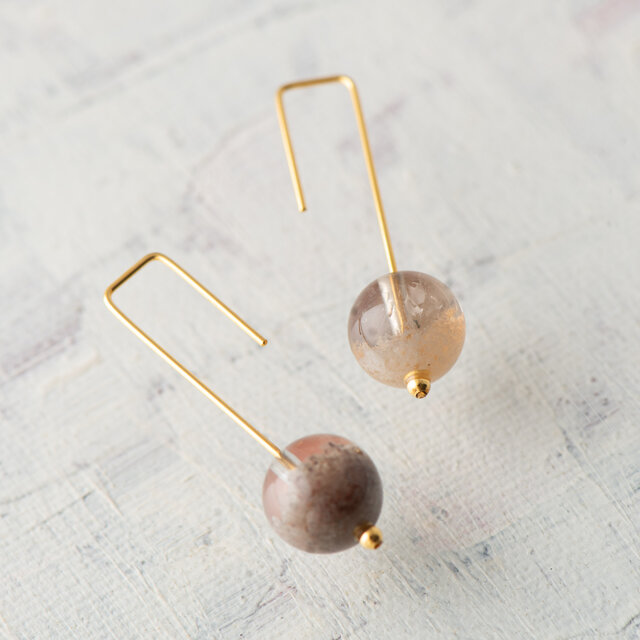 Crochet（クロシェ）ピアス 丸玉 ガーデンクォーツ（ゴールドコーティング） | iichi 日々の暮らしを心地よくするハンドメイドやアンティークのマーケットプレイス