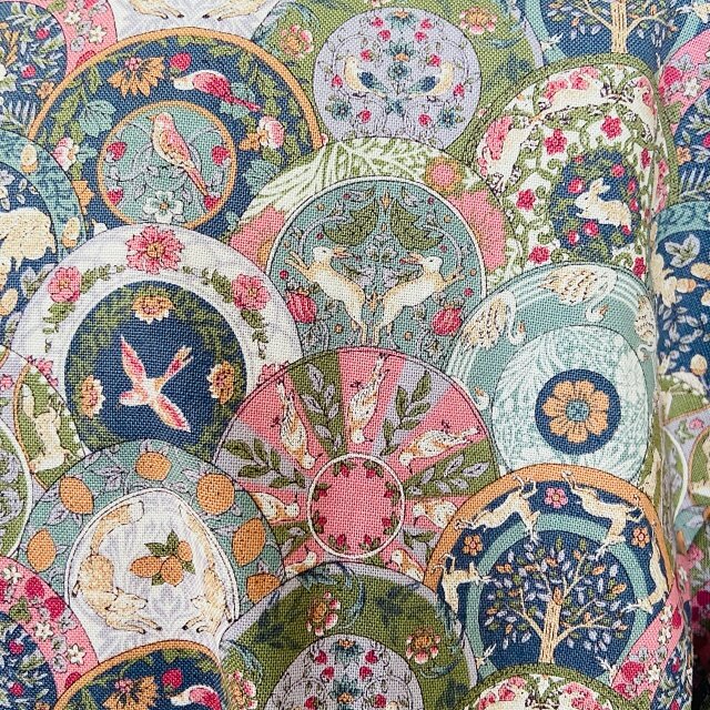 アール・ヌーヴォー ディッシュ コートワンピース | iichi 日々の暮らしを心地よくするハンドメイドやアンティークのマーケットプレイス