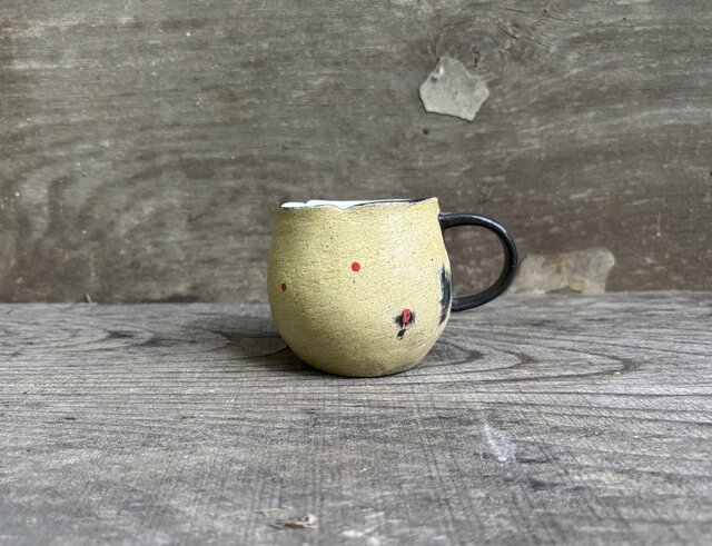 化粧掻き落とし文様 マグカップ173 | iichi 日々の暮らしを心地よくするハンドメイドやアンティークのマーケットプレイス