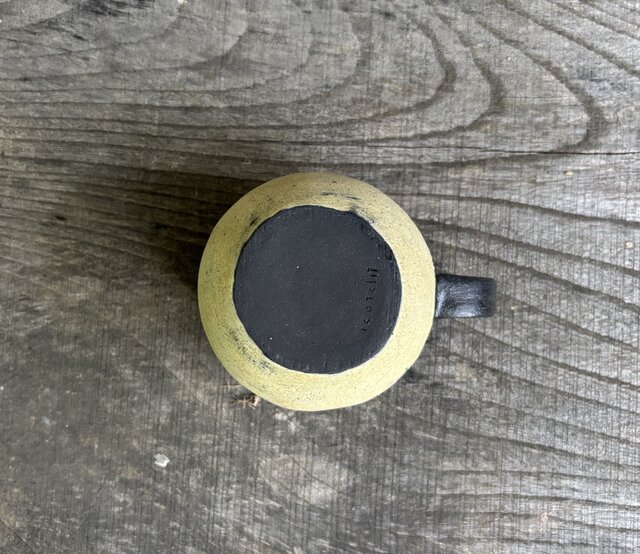 化粧掻き落とし文様 マグカップ175 | iichi 日々の暮らしを心地よくするハンドメイドやアンティークのマーケットプレイス