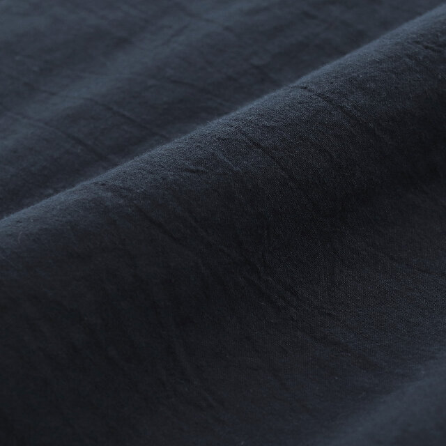 秋の始まりに ゆったり細見え 東炊きコットンリネン サイドタックワンピース（ネイビー）OP37 | iichi 日々の暮らしを心地よくするハンドメイドやアンティークのマーケットプレイス