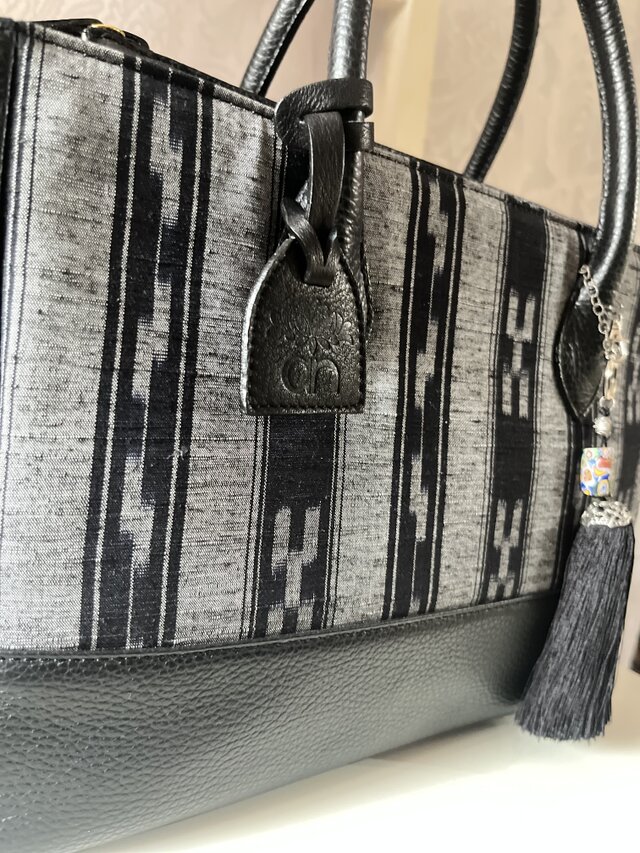 kimonobag ミンサー柄紬 007 | iichi 日々の暮らしを心地よくするハンドメイドやアンティークのマーケットプレイス