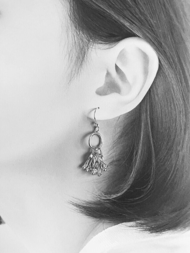 Swingピアス | Silver950・金具Silver925 | iichi 日々の暮らしを心地よくするハンドメイドやアンティークのマーケットプレイス