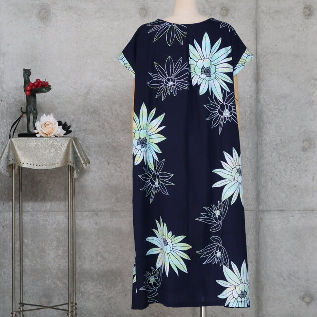 浴衣のワンピース L〜LL 着物リメイク | iichi 日々の暮らしを心地よくするハンドメイドやアンティークのマーケットプレイス