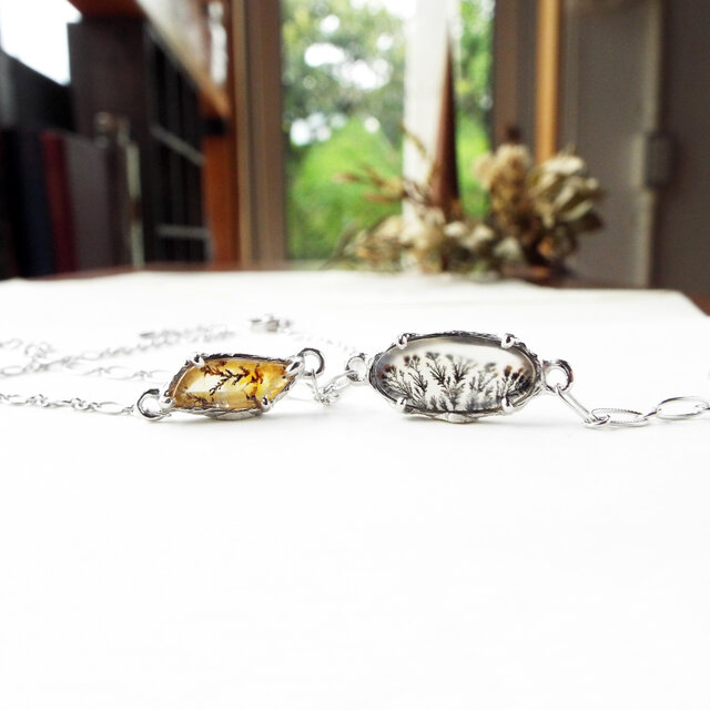 【一点物】デンドリティックアゲートのブレスレット（草叢No,02） | iichi 日々の暮らしを心地よくするハンドメイドやアンティークのマーケットプレイス