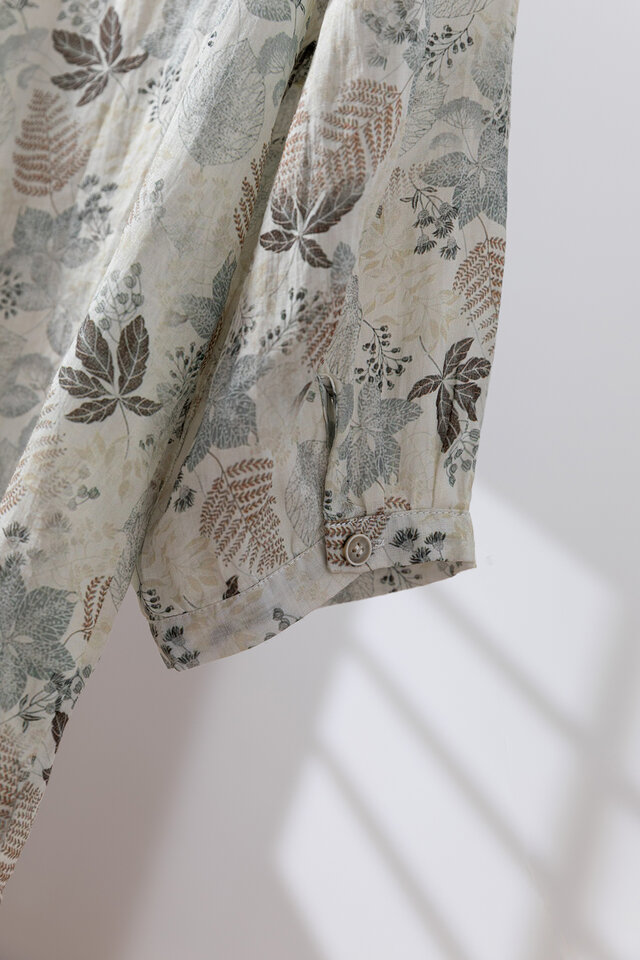 ★サンプルセール 1点のみ★麻100％ プリントシャツブラウス 7分袖（02）L | iichi 日々の暮らしを心地よくするハンドメイドやアンティークのマーケットプレイス