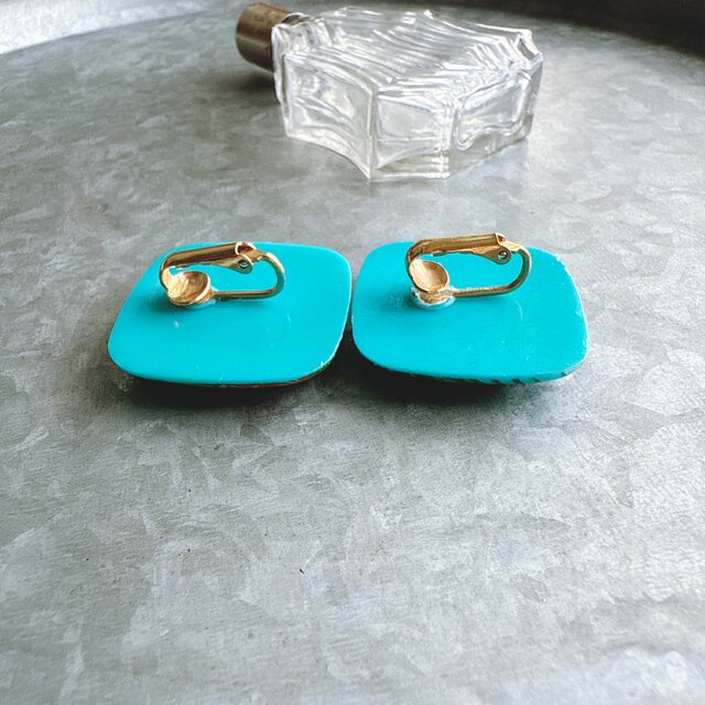 YA184-【 AVON 】エイボン・ヴィンテージイヤリング 1987 "Tropical Beauty Earrings" | iichi 日々の暮らしを心地よくするハンドメイドや ...