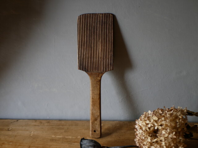 木べら バター用 フランスアンティーク アンティークのある暮らし | iichi 日々の暮らしを心地よくするハンドメイドやアンティークのマーケットプレイス