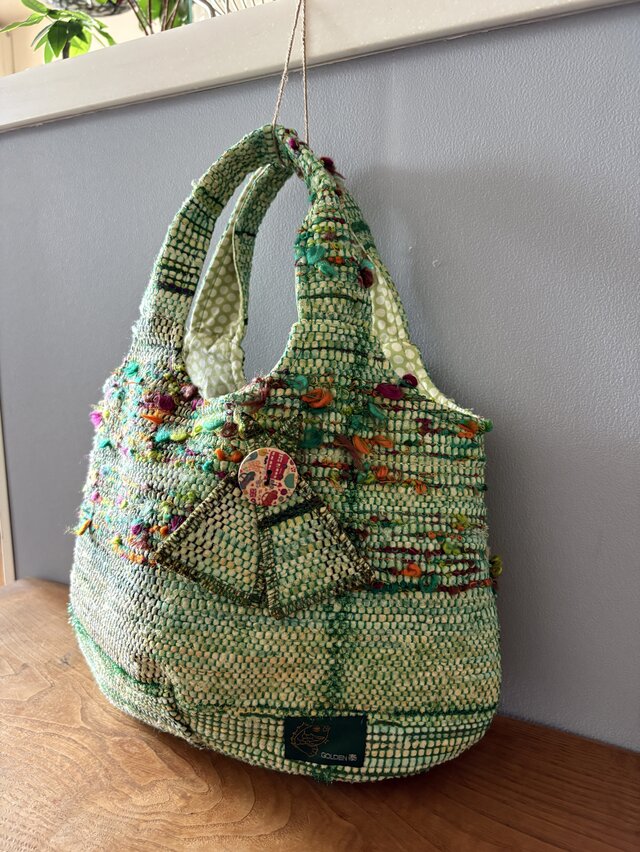 裂き織り 水面のマルッコバッグ | iichi 日々の暮らしを心地よくするハンドメイドやアンティークのマーケットプレイス