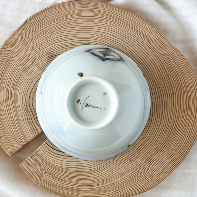 チコロット ️飯椀 ️すべて手描き ️染付け ️ご飯茶碗 ️シンプルだから飽きがこない ️Mサイズ | iichi 日々の暮らしを心地よくするハンドメイドやアンティークのマーケットプレイス