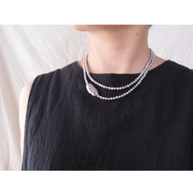Biwa Pearl Asymmetry Necklace ／ビワパール アシンメトリーネックレス（Gray） | iichi 日々の暮らしを心地よくするハンドメイドやアンティークのマーケットプレイス