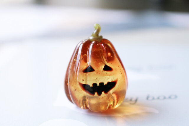 ガラスのハロウィン ミニチュアジャックオランタン（透明） | iichi 日々の暮らしを心地よくするハンドメイドやアンティークのマーケットプレイス
