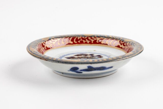 古伊万里 染錦菊花文小皿 豆皿 江戸後期 E961 | iichi 日々の暮らしを心地よくするハンドメイドやアンティークのマーケットプレイス