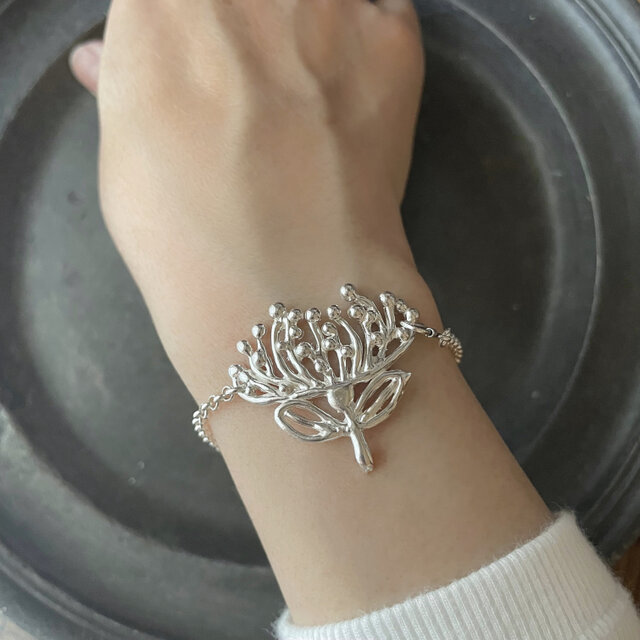BOTANICAL ブレスレット | iichi 日々の暮らしを心地よくするハンドメイドやアンティークのマーケットプレイス