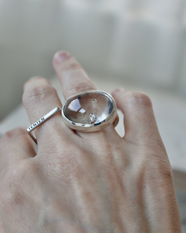 [太古の水が宿るquartz]ring | iichi 日々の暮らしを心地よくするハンドメイドやアンティークのマーケットプレイス